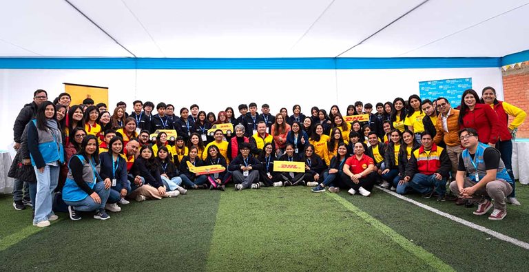 Interland: conoce el juego de Google que enseña a las niñas y niños a ...